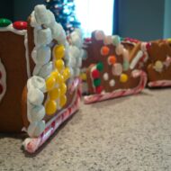 Christmas Gingerbread Sleds {How to}| Mel's Kitchen Cafe