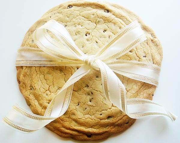 Giant Cookie {Perfect for a Bake Sale} - Mel's Kitchen Cafe