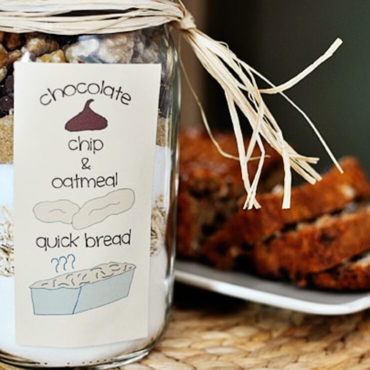 Oatmeal Chocolate Chip Bread {In a Jar!} | Mel's Kitchen Cafe