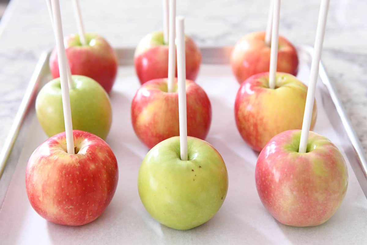 Perfect Homemade Caramel Apples | Mel's Kitchen Cafe
