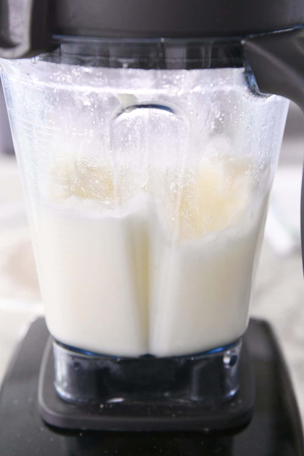 Amazing Easy Fluffy Blender Rolls