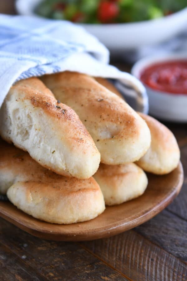 Homemade Breadsticks Recipe | 1-Hour | Mel's Kitchen Cafe