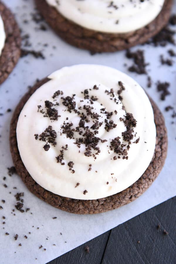 Chocolate Oreo Crumbl Cookies - Mel's Kitchen Cafe