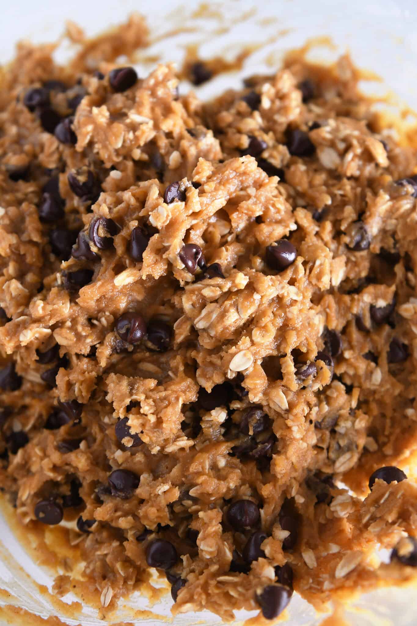 Brown Butter Pumpkin Oatmeal Chocolate Chip Cookies