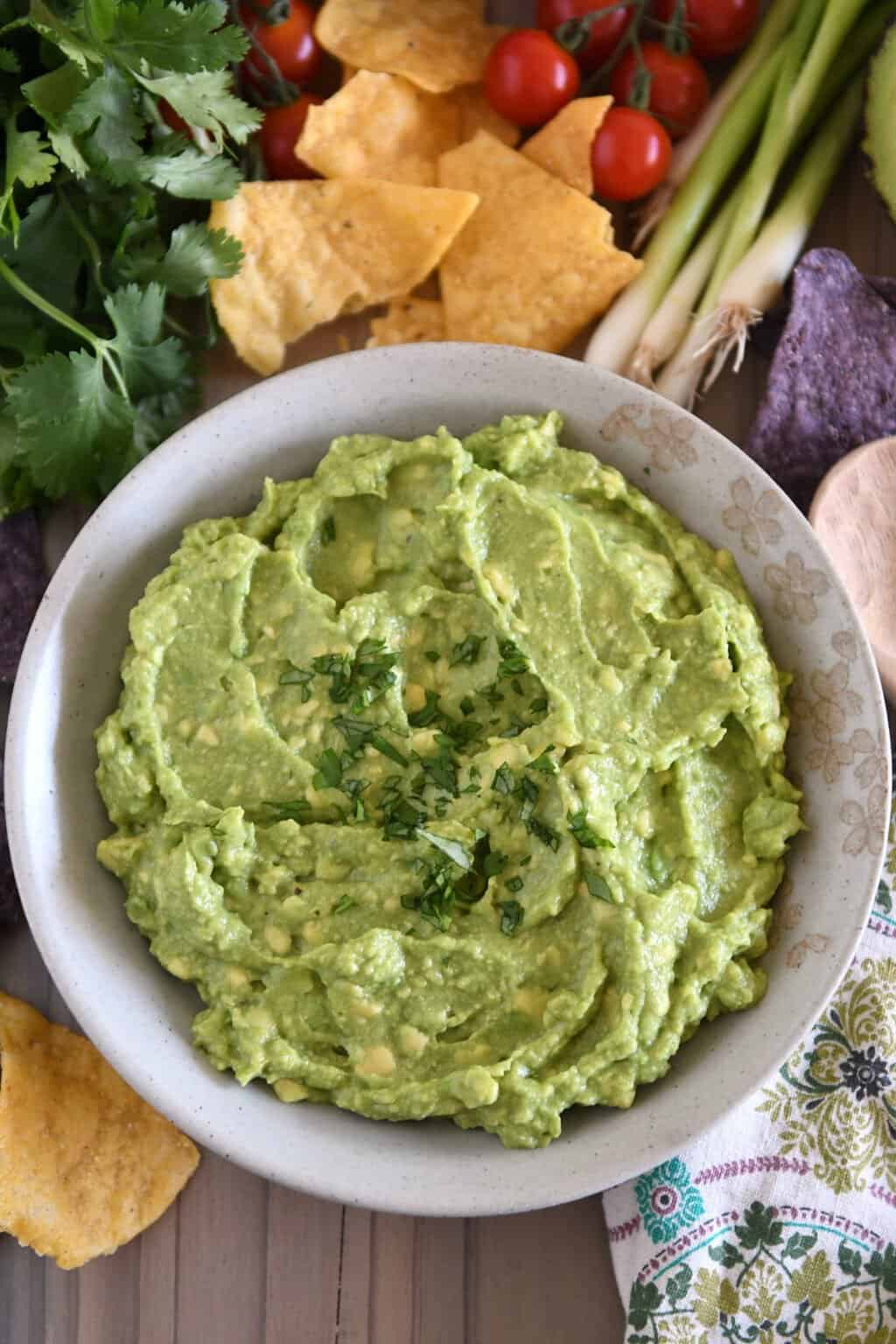 The Best Homemade Guacamole - Mel's Kitchen Cafe