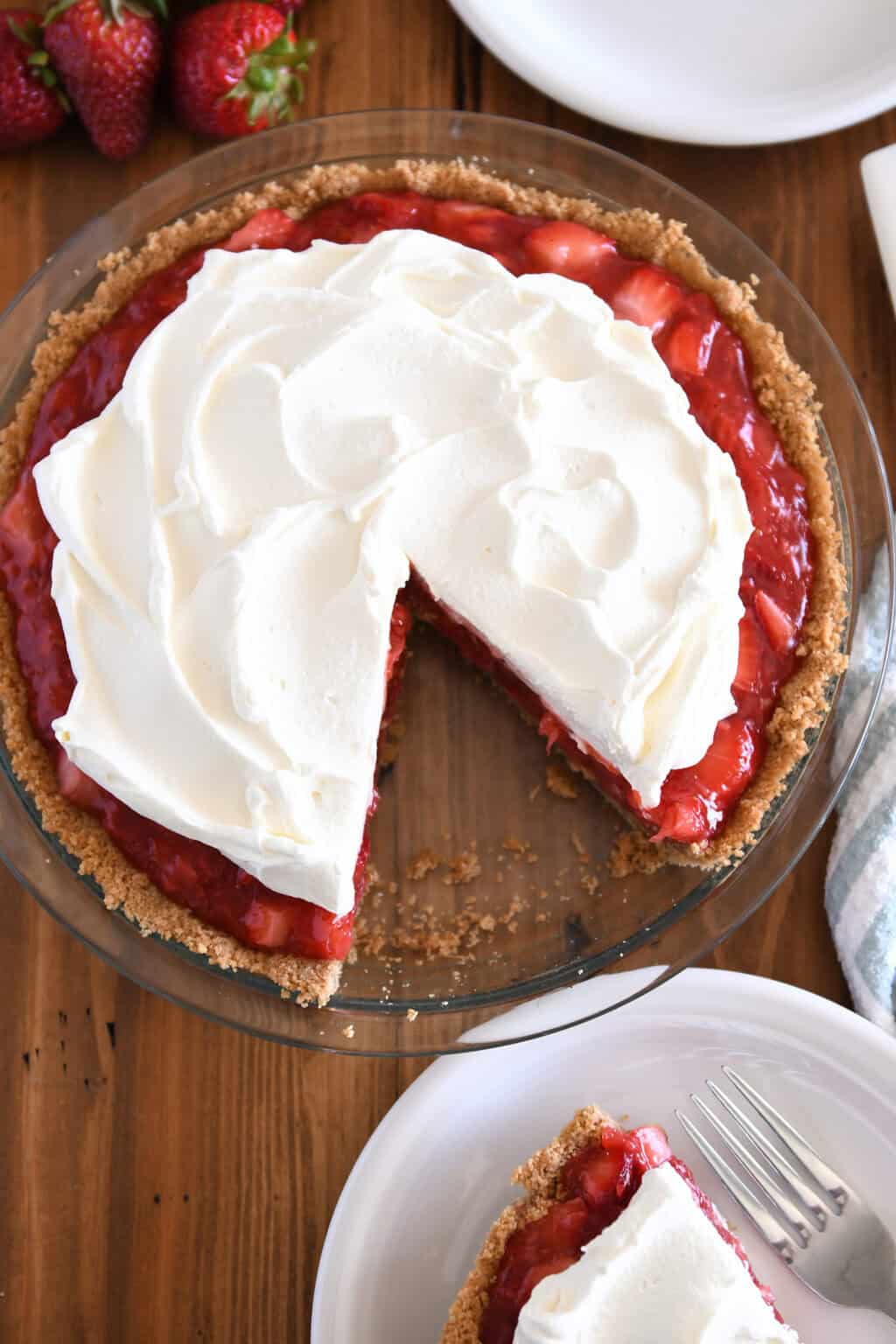 Fresh Strawberry Cream Pie - Mel's Kitchen Cafe