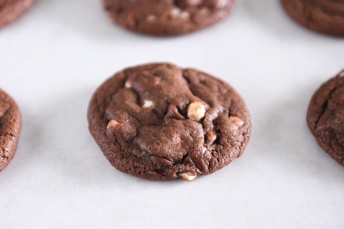 Hot Cocoa Cookies - Mel's Kitchen Cafe