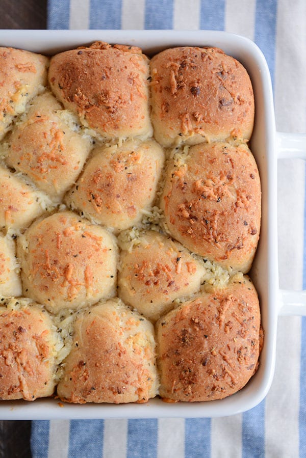 Pull-Apart Italian Asiago Bubble Bread | Mel's Kitchen Cafe