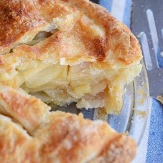 Best Apple Pie Recipe | Blue Ribbon Apple Pie | Mel's Kitchen Cafe