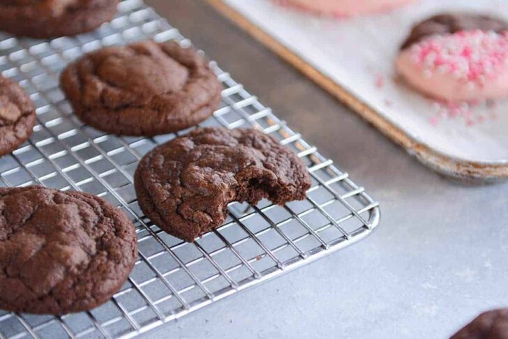 One-Bowl Fudgy Brownie Cookies | Mel's Kitchen Cafe