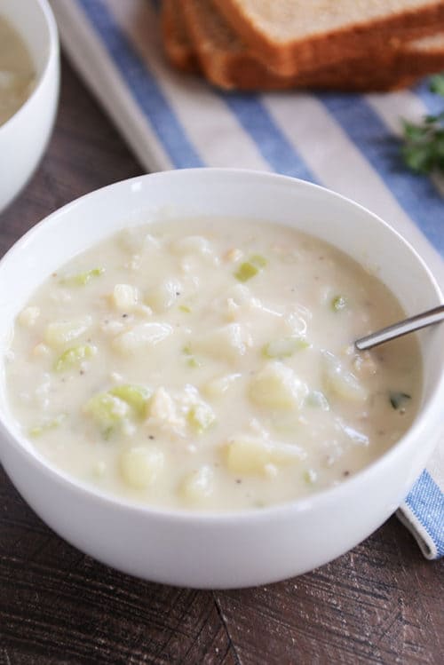 New England Clam Chowder {Our Favorite Version} - Mel's Kitchen Cafe