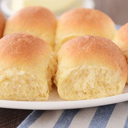 Cornmeal Dinner Rolls Recipe | Mel's Kitchen Cafe