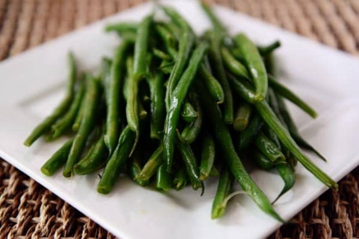 Fresh Green Bean Salad with Balsamic Dressing | Mel's Kitchen Cafe