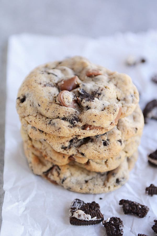 Cookies and Cream Chocolate Chip Cookies | Mel's Kitchen Cafe