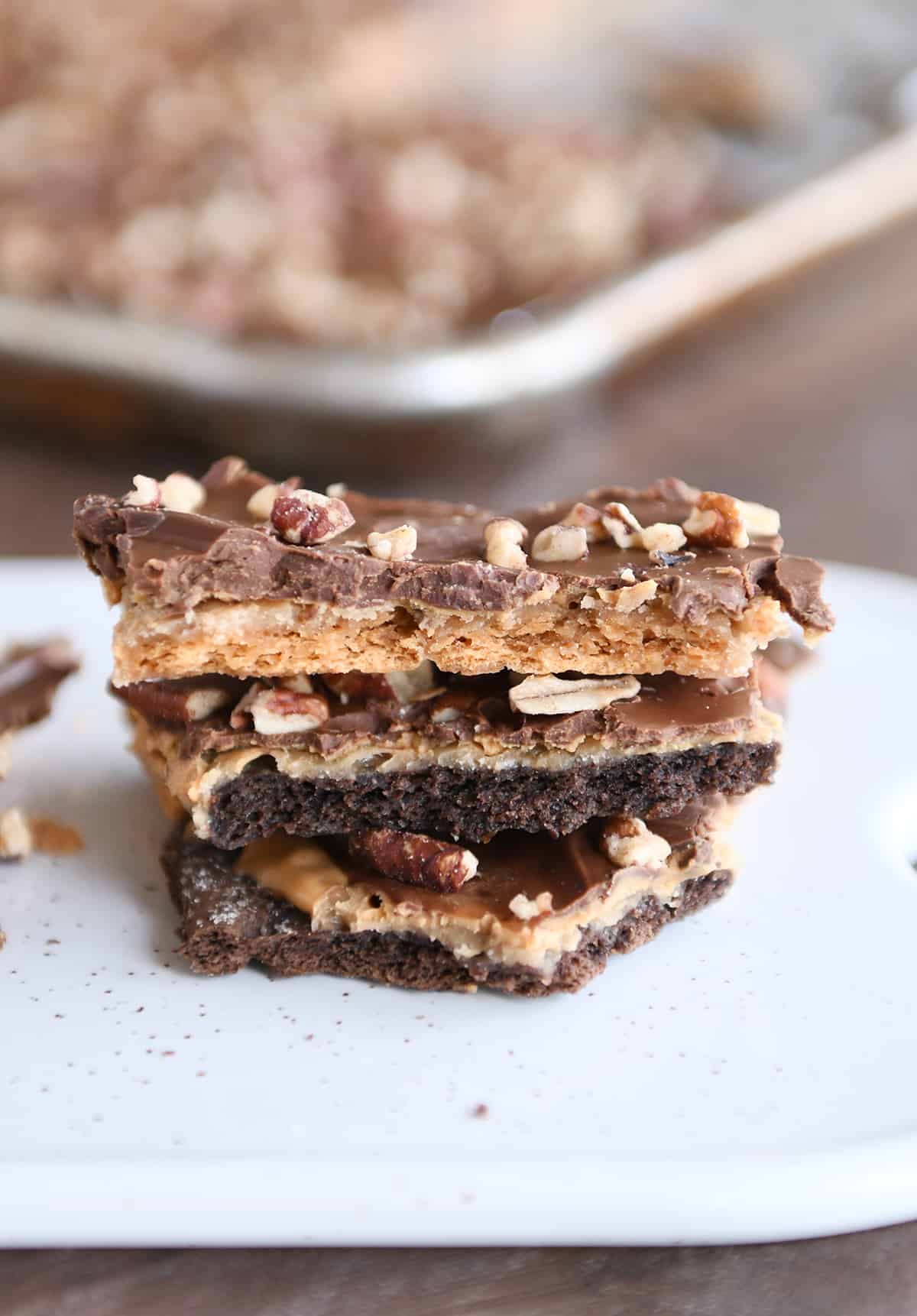 Easy Peanut Butter Chocolate Graham Cracker Toffee - Mel's Kitchen Cafe